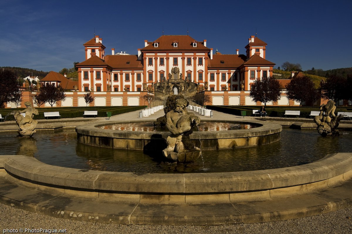 Il castello di Troja | Avantgarde Prague